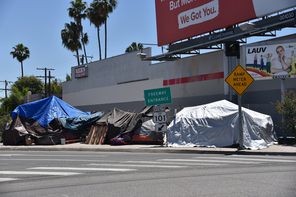 Los Angeles City Council Votes to Ban Homeless Encampments Near Schools ...